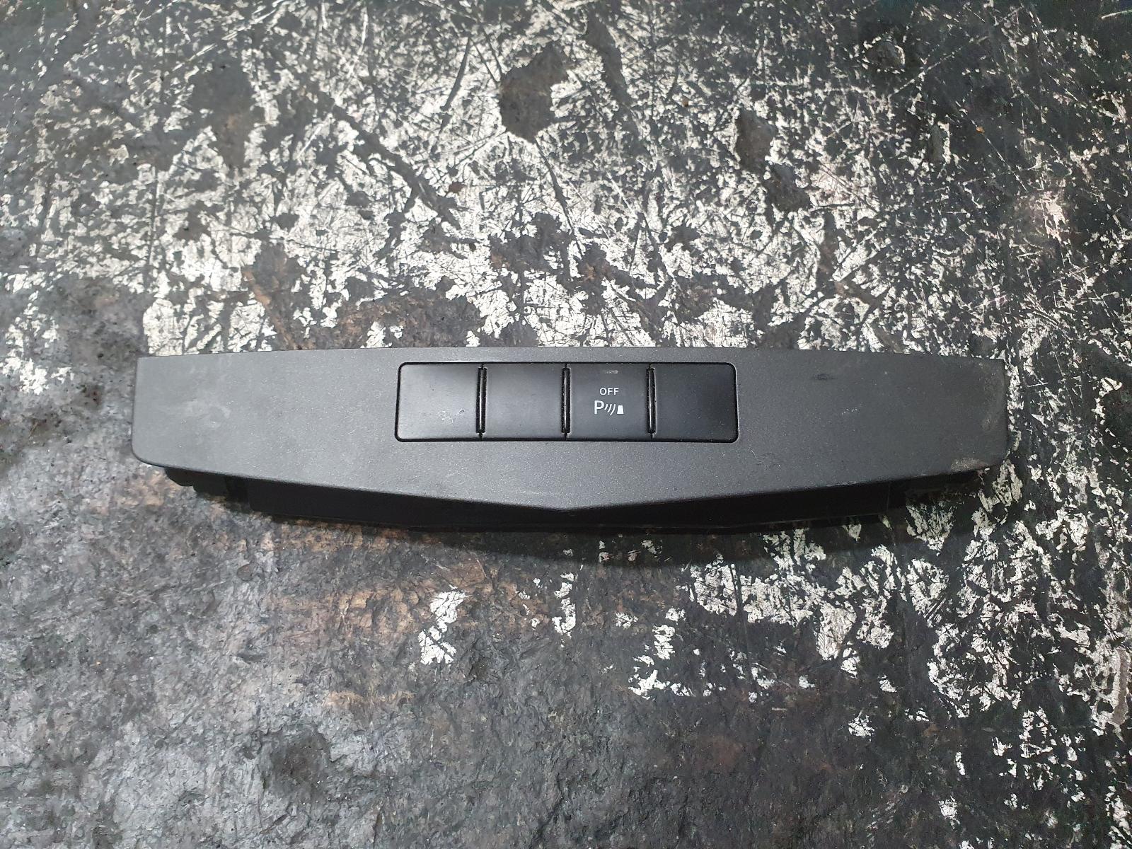 MERCEDES C CLASS W204 PARKING SYSTEM ASSISTANCE SWITCH 2007-01/15 ...